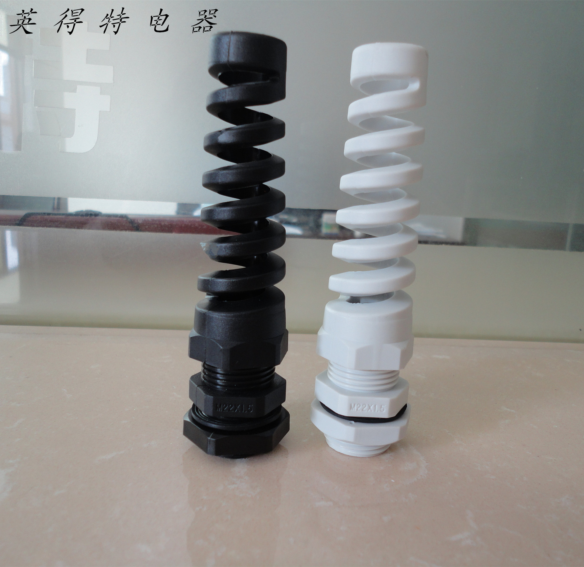 高压电缆转接头,电线转接头压接头,高压电缆绝缘接头_大山谷图库