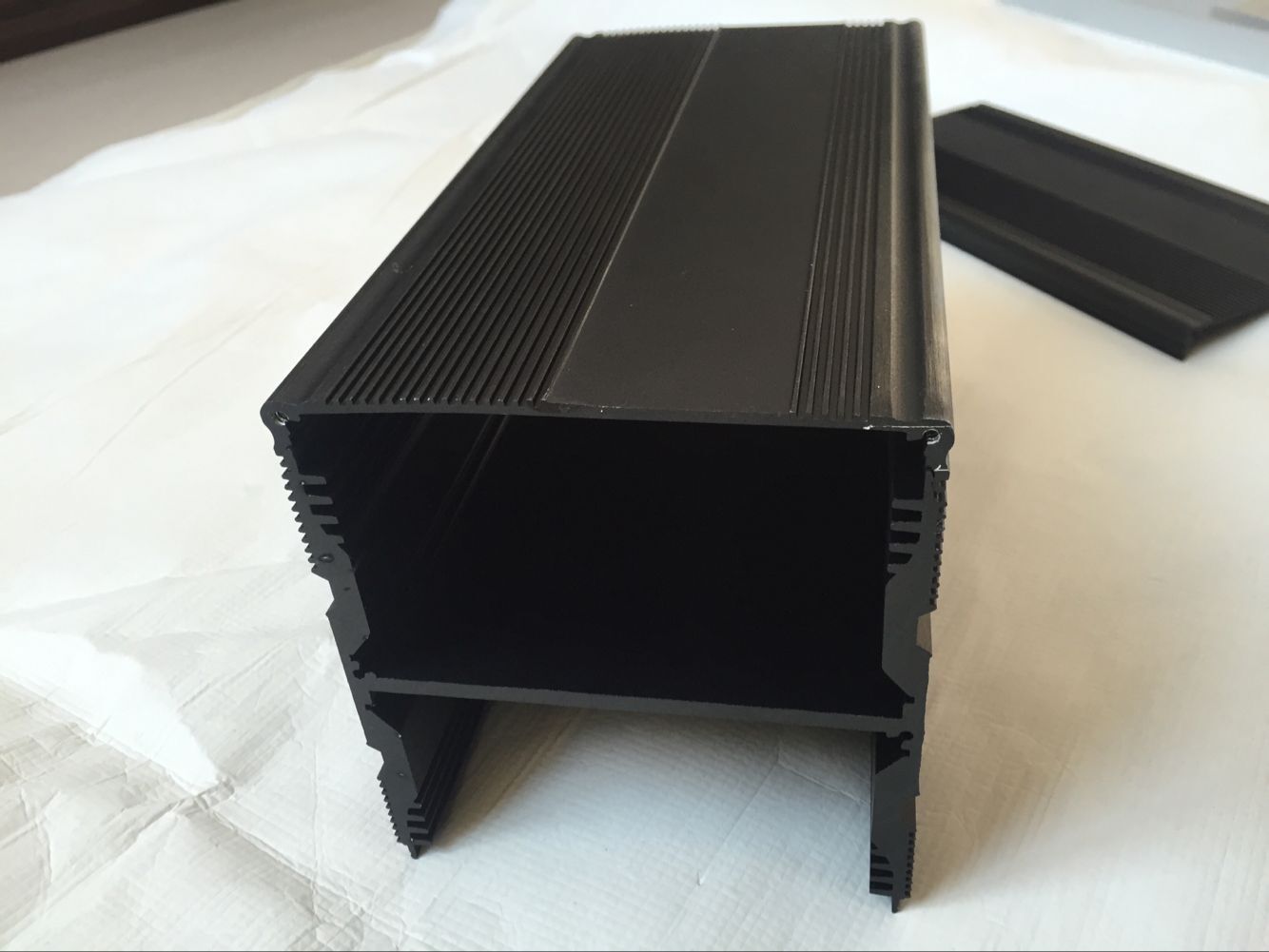 6060-t6铝合金,6060t66铝材_大山谷图库