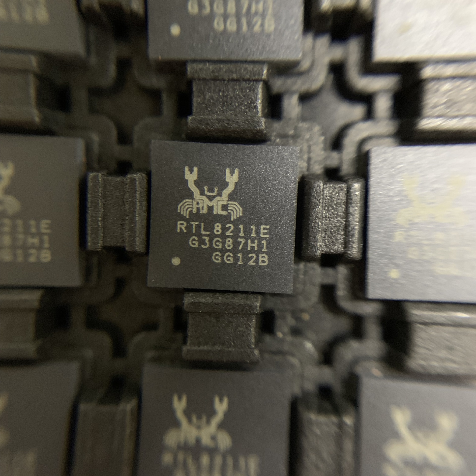 8213谐音,3702谐音,2512谐音是什么意思_大山谷图库