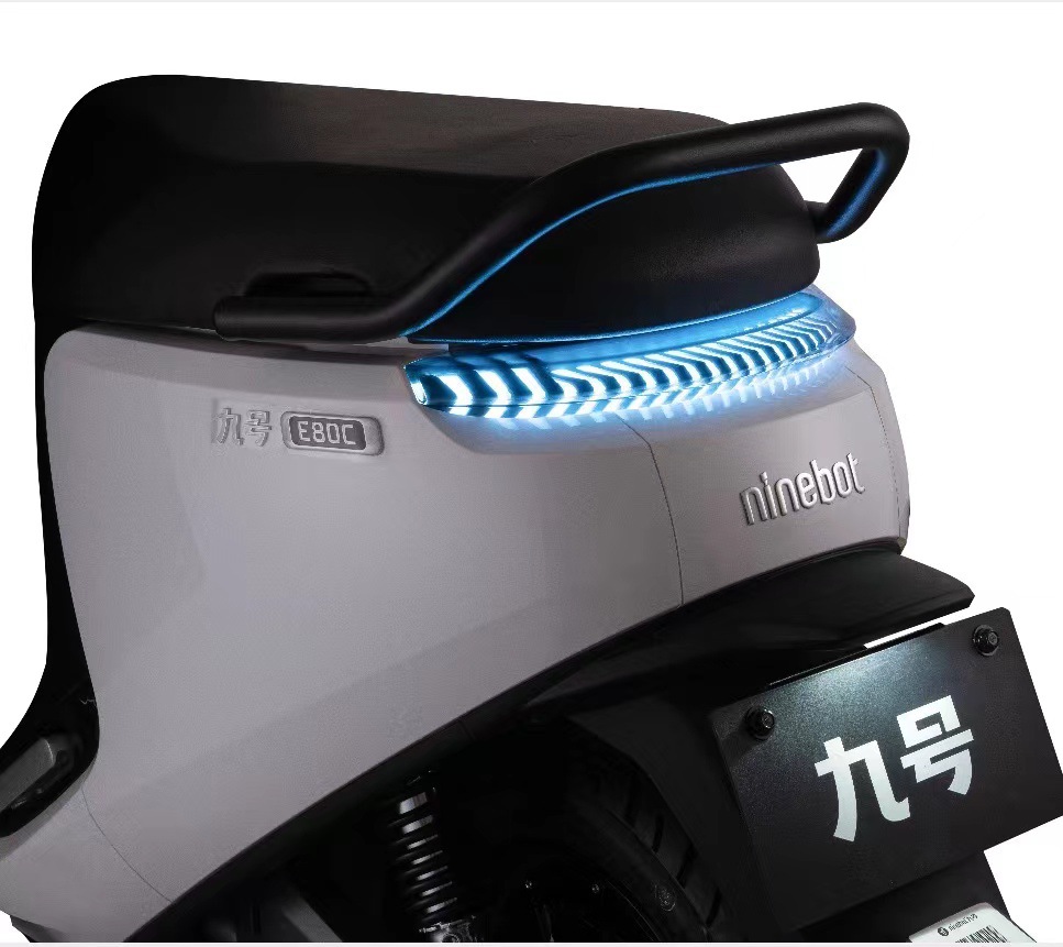 九号n系尾灯模块安装,九号n尾灯怎么改,九号头标灯安装_大山谷图库