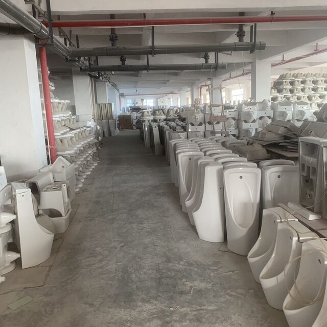 Urinal pot ceramic intelligent sensing wall-mounted urinal engineering ...