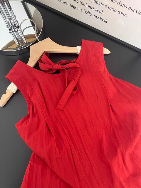 Red U-collar back strapless vest for women in summer 2025 new French ...