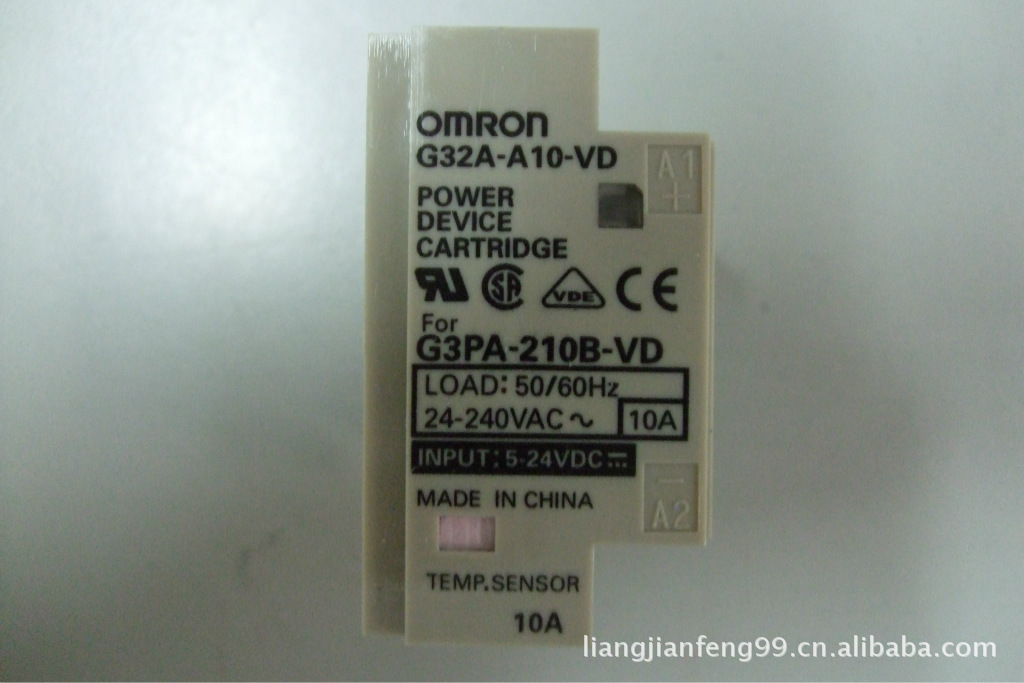 欧姆龙OMRON反射板E39-R5 E39-R3 E39-R4 E39-R9 E39-R10 E39-R6-阿里巴巴