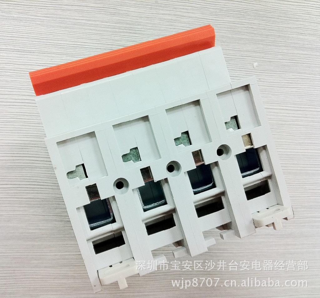 原装正品 韩国LS产电 小型断路器 BKN C63 4P 63A-阿里巴巴