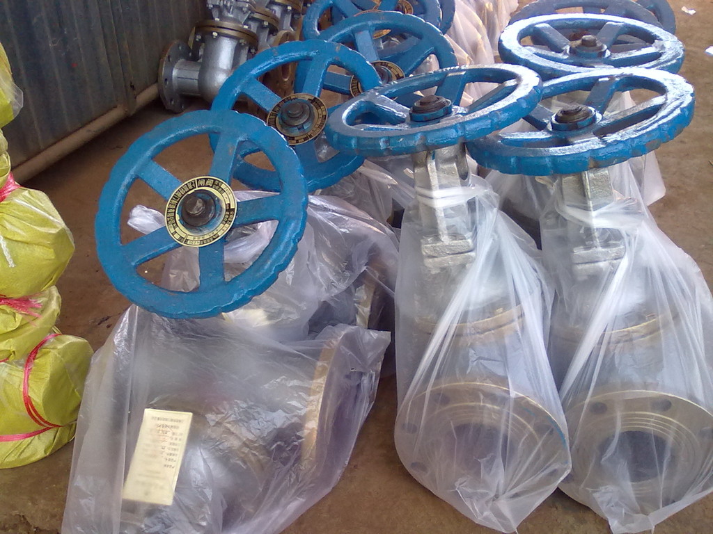 铸钢闸阀 Z41H-16 明杆单闸板 DN100 厂家直销 质优价美 - 阀批发网