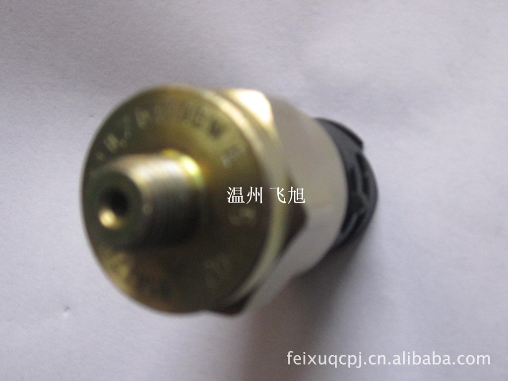 奔驰 benz Pressure sensor 压力传感器 A0045455414 - 电子批发网