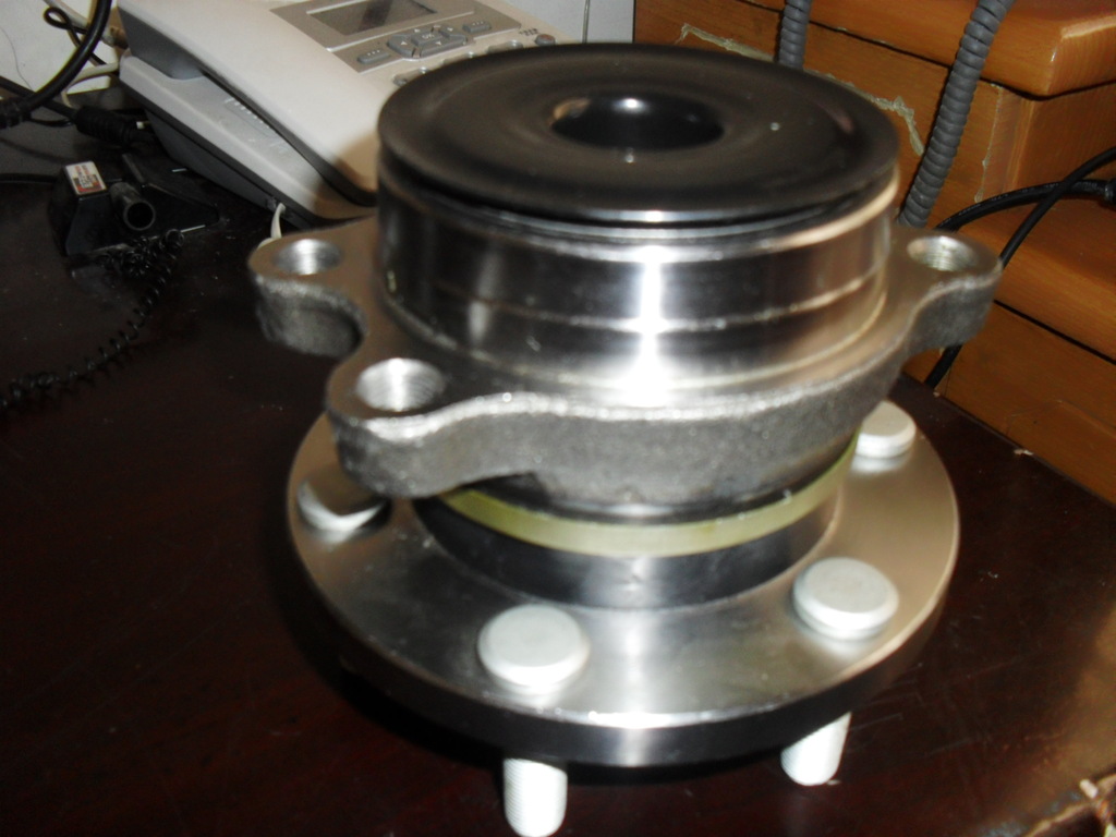 日产皮卡NAVLA前轮轮毂轴承2WD 40202-EB70B-阿里巴巴