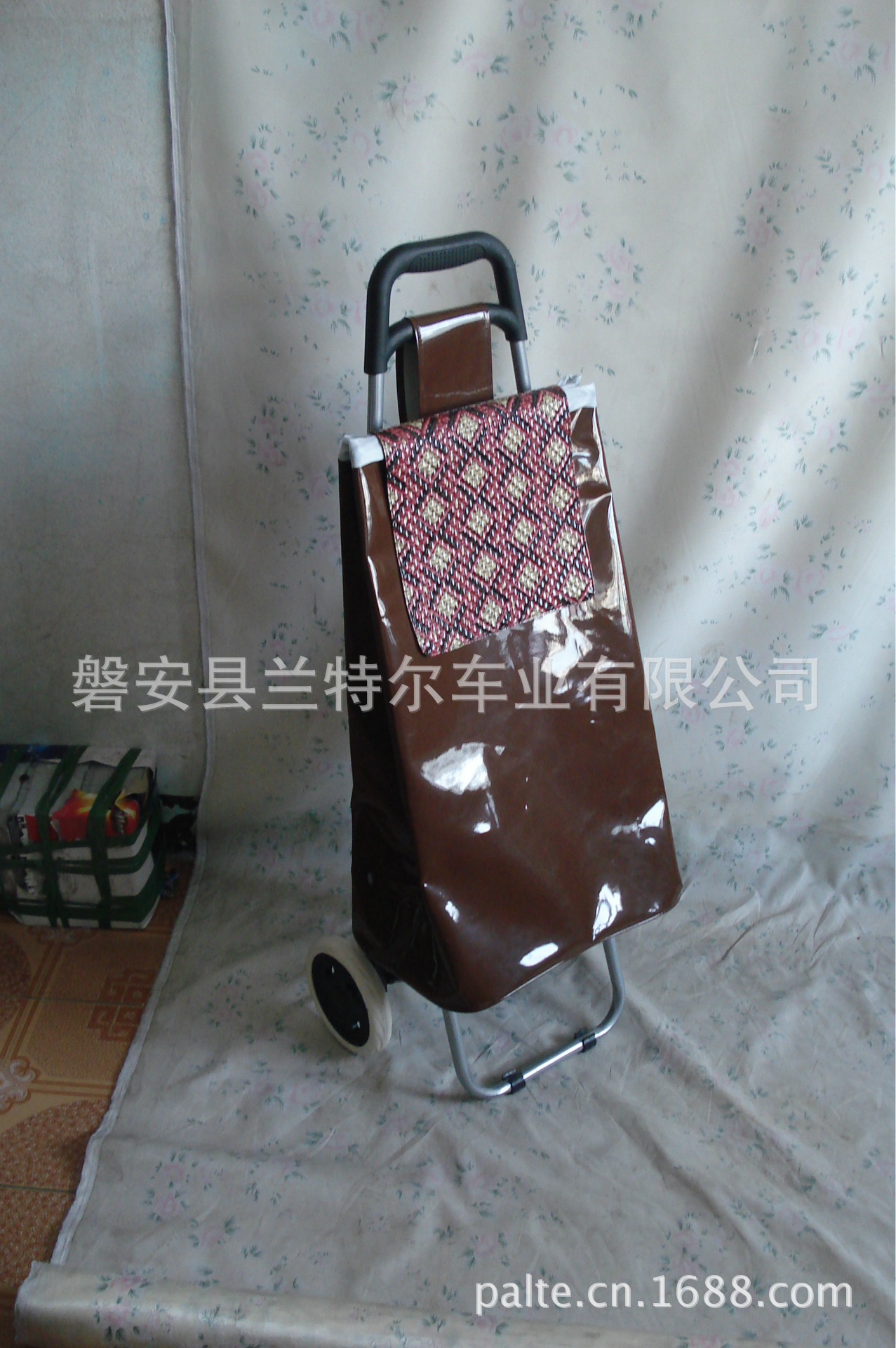 供应时尚绗缝购物车、法式购物袋、PVC购物车、超市购物车、拉杆-阿里巴巴