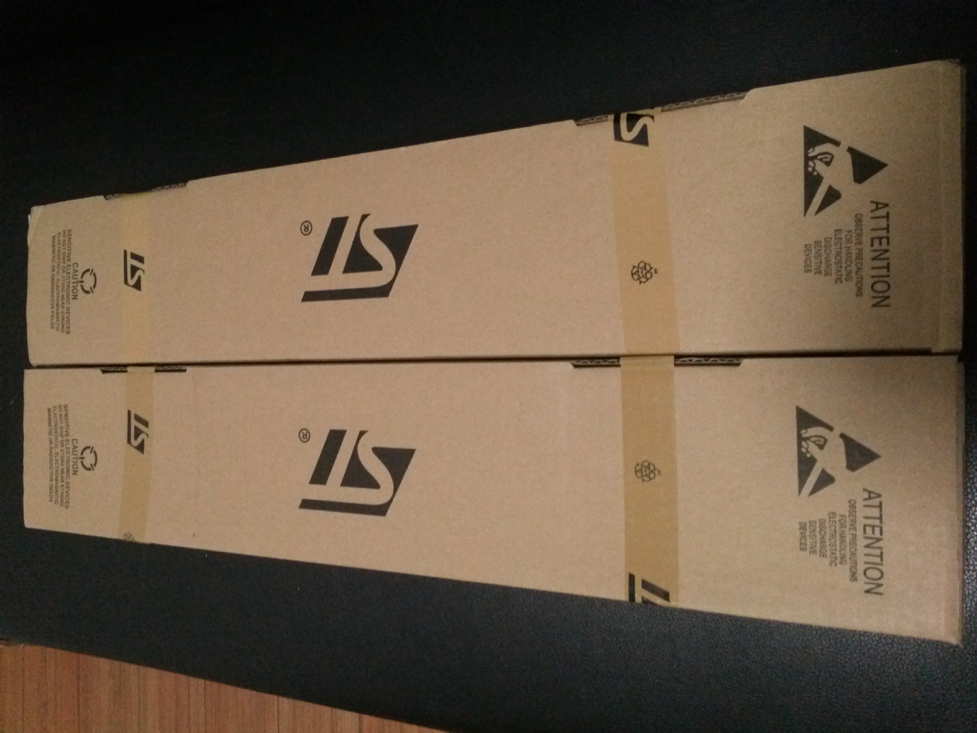 L7810CD2T 1.5A 10V D2PAK封装 ST全新原装 35V输入三端稳压芯片-阿里巴巴