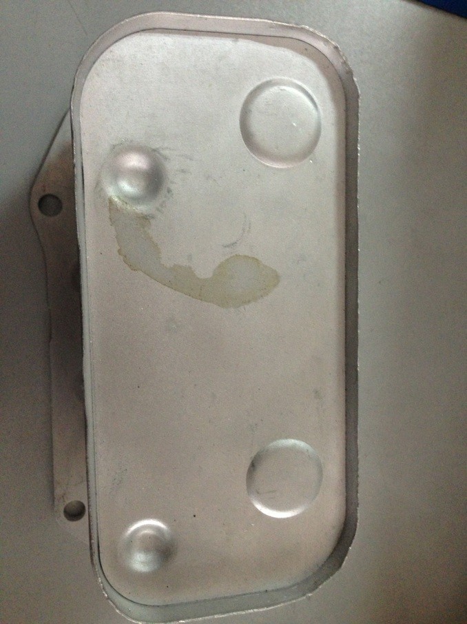 DEUTZ OIL COOLER 04252961道依茨210C D6D 机油冷却器-阿里巴巴