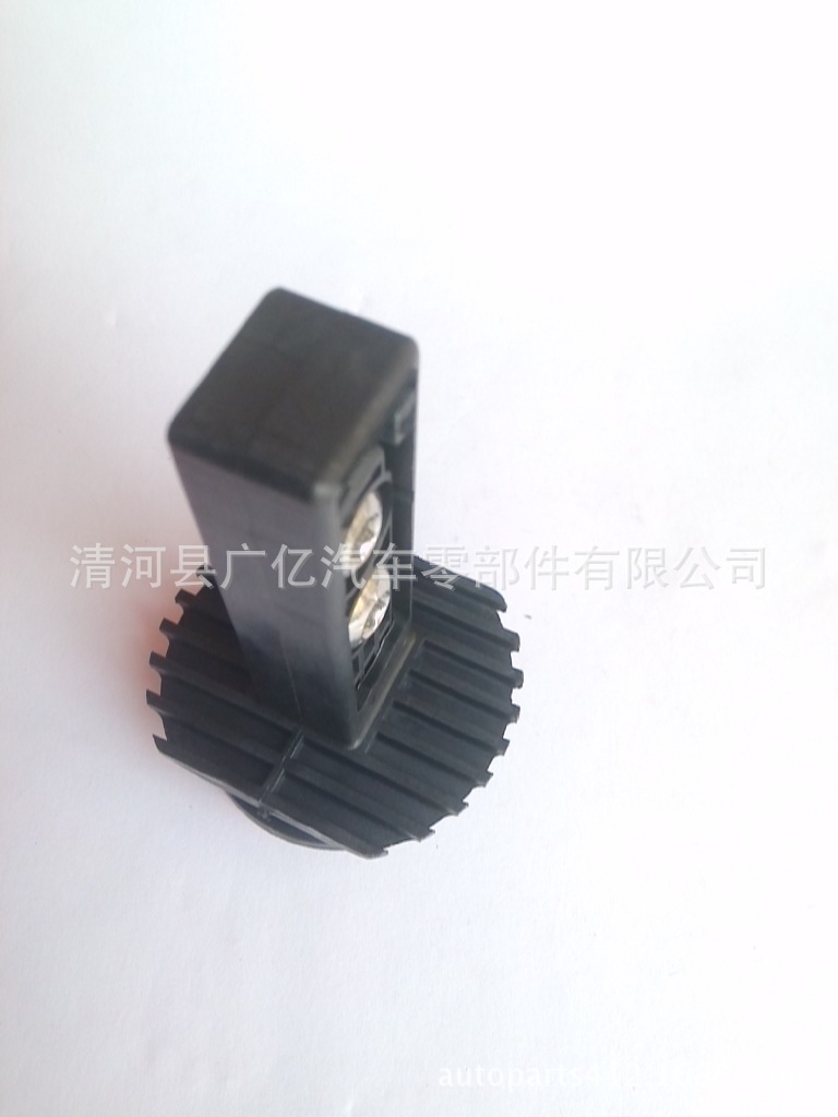 适用204 204 212大灯固定支架 固定勾 胶码卡夹A2048800130-阿里巴巴