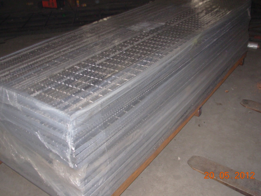 优质G325/30/100s镀锌钢格板|格栅板|钢格栅板|踏步钢格栅厂家-阿里巴巴