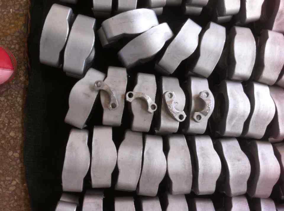 厂家专业生产耐腐蚀耐高压SAE法兰 - 通用部件批发网