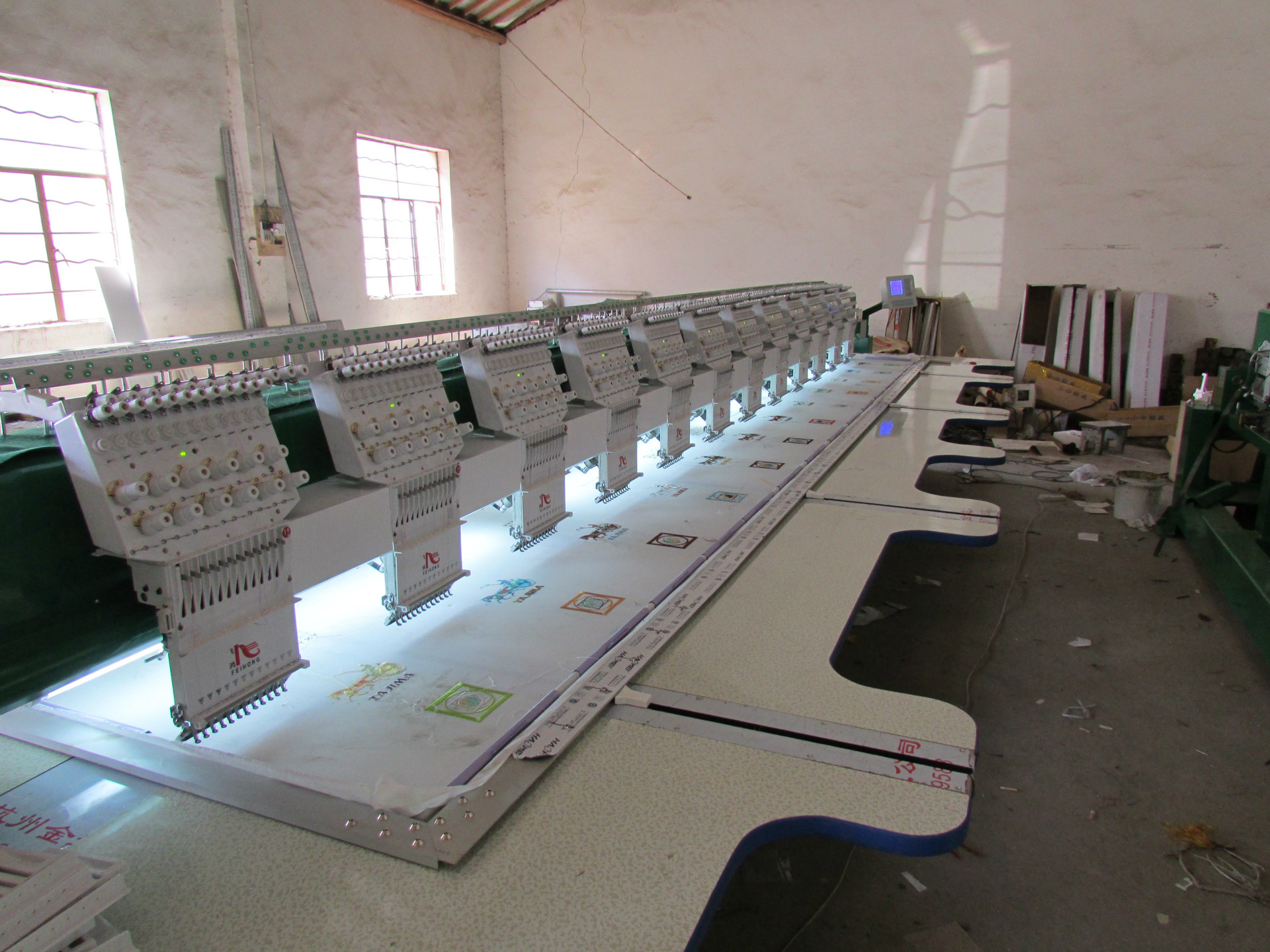 1212400全自动电脑绣花机 - 机械设备批发网