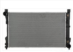 厂家直销2035000503适用奔驰C级W203 C180汽车水箱散热器奔驰水箱-阿里巴巴