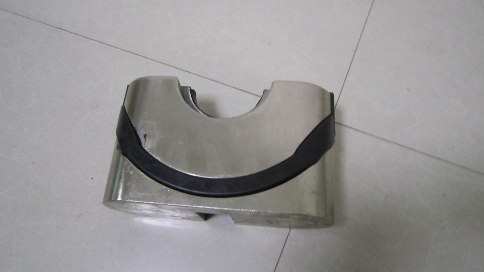 供应闸板式链轮双向联动锁紧防喷器 - 机械设备批发网