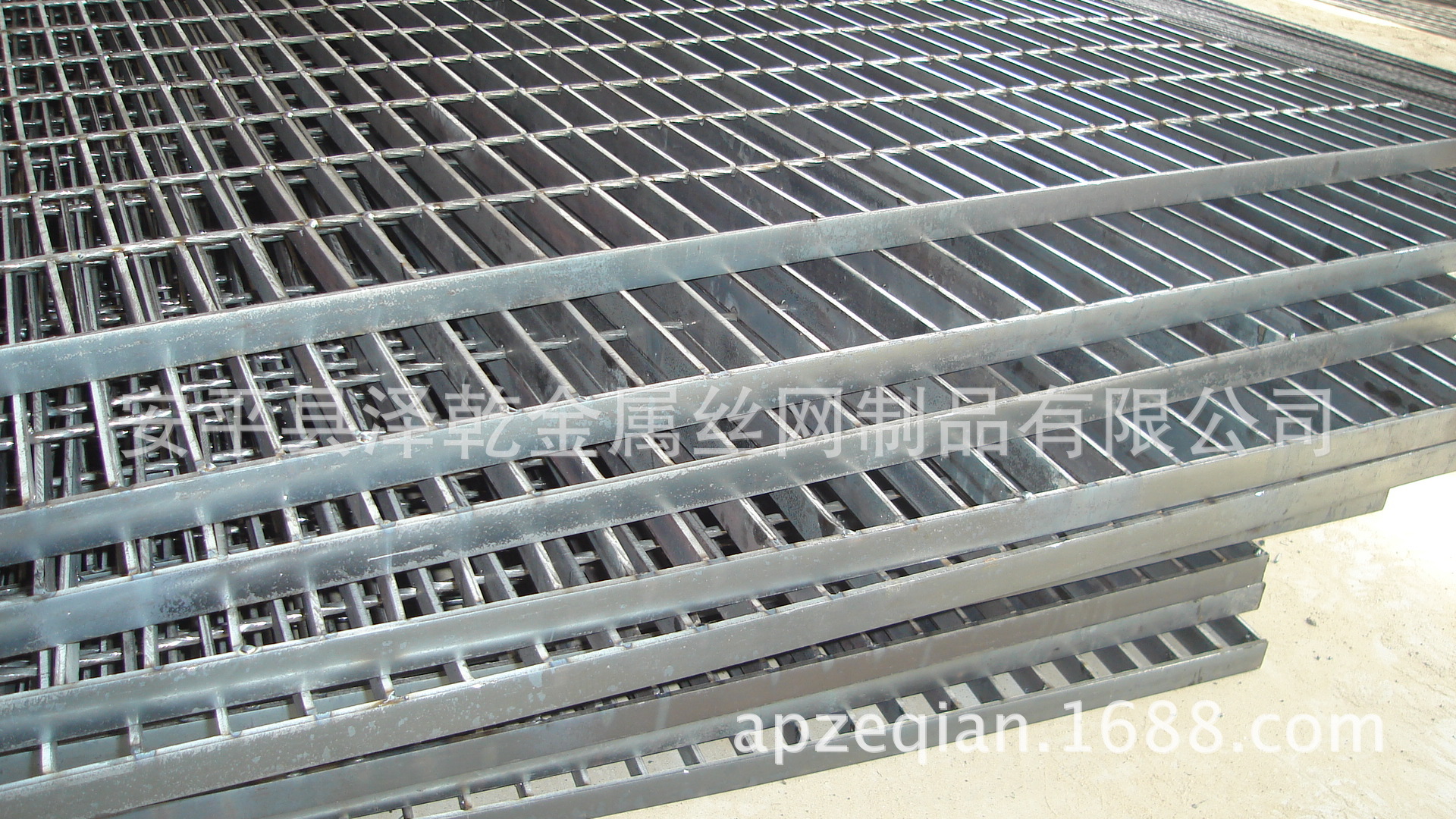 国标钢格板钢格柵1米*6米机焊 G505/30/100 热镀锌钢格板 格栅板-阿里巴巴