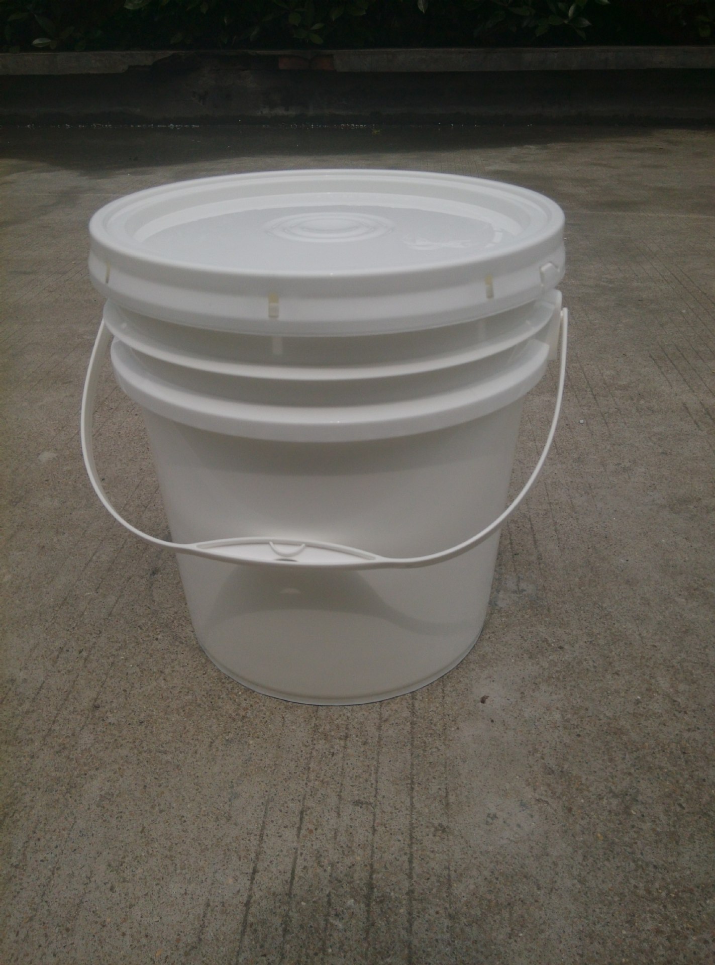 常州塑料桶，厂家供应塑料桶 10L，UV胶 涂料塑料桶，美式包装桶-阿里巴巴
