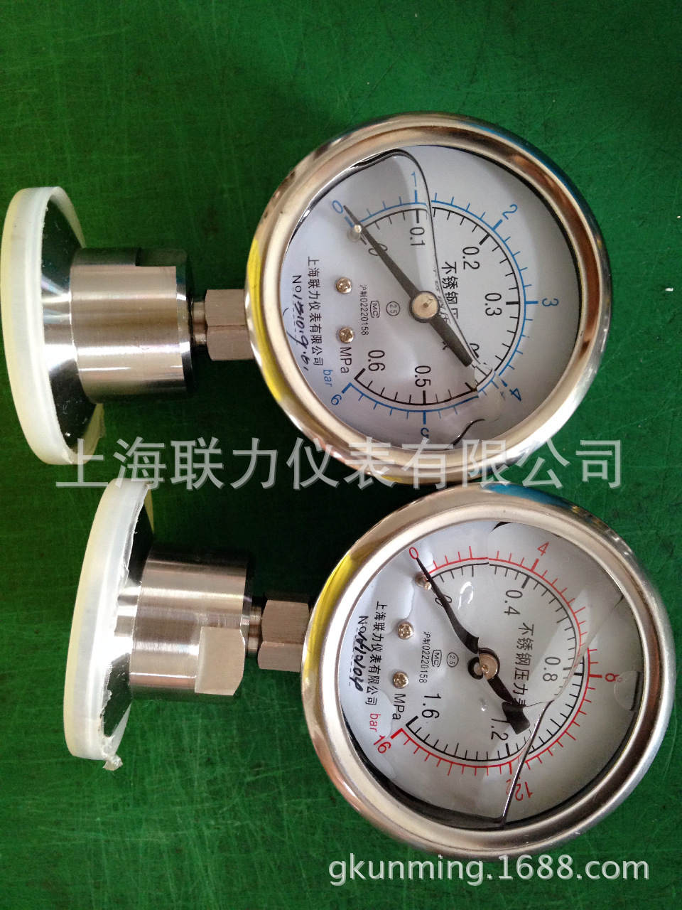 上海联力仪表YTPMF-60BF全不锈钢隔膜耐震卫生型压力表卡盘50.5mm-阿里巴巴