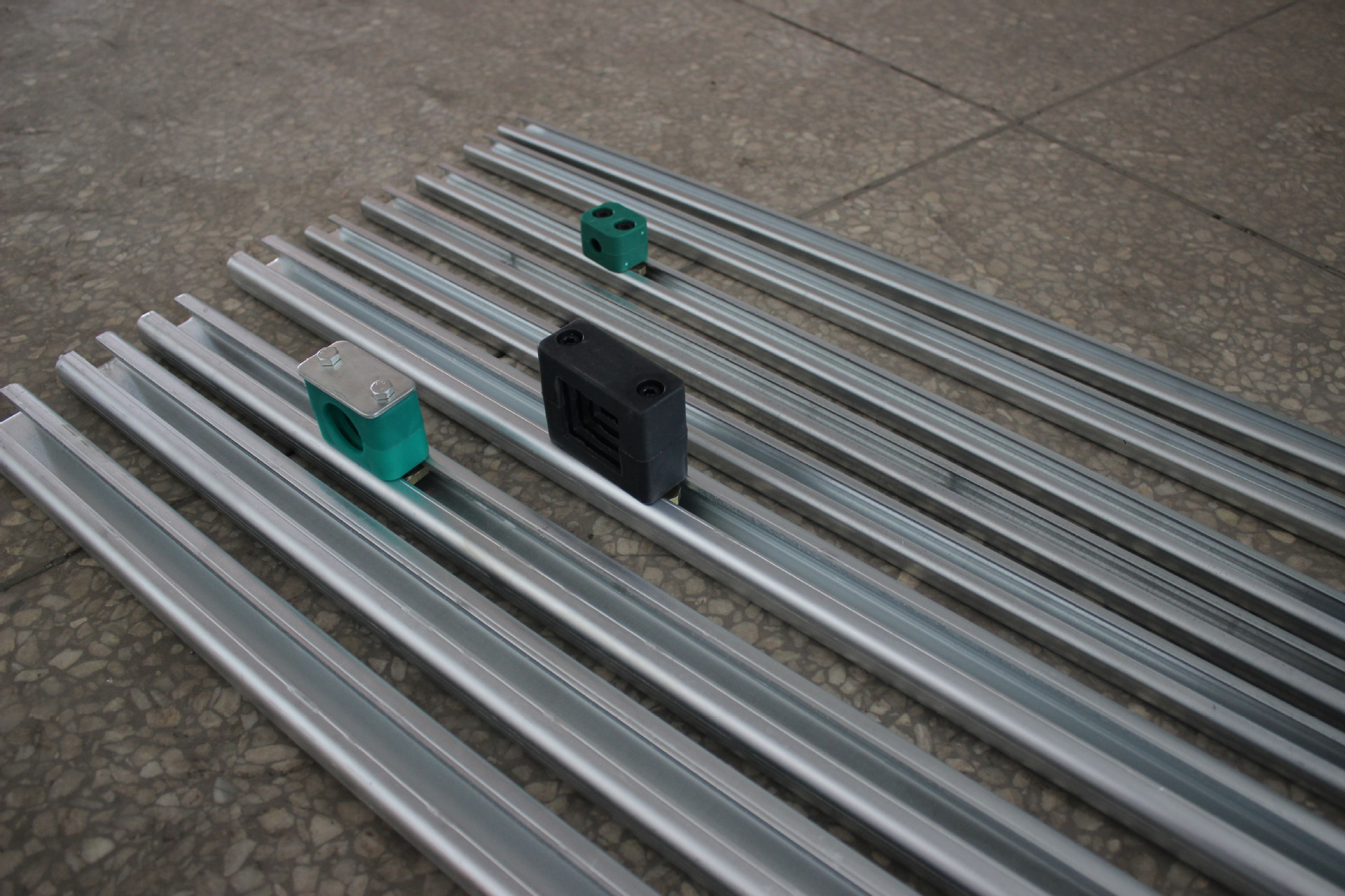 DIN3015标准 304不锈钢重型导轨 C型钢开口槽滑轨 C型滑槽轨道-阿里巴巴