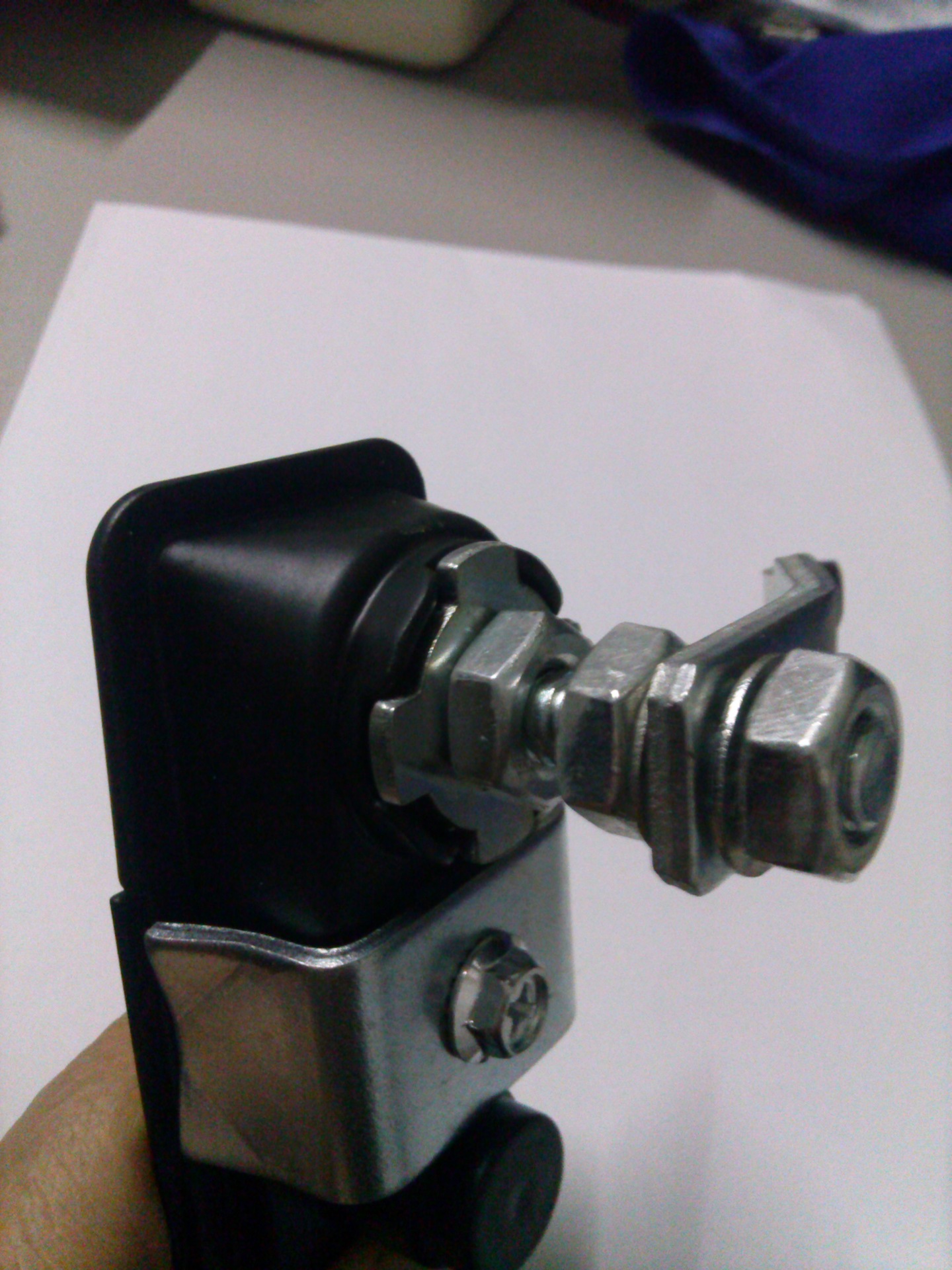 平面压缩式门锁 防震工业机箱锁 平面迫紧压缩式门锁MS726 提转锁-阿里巴巴