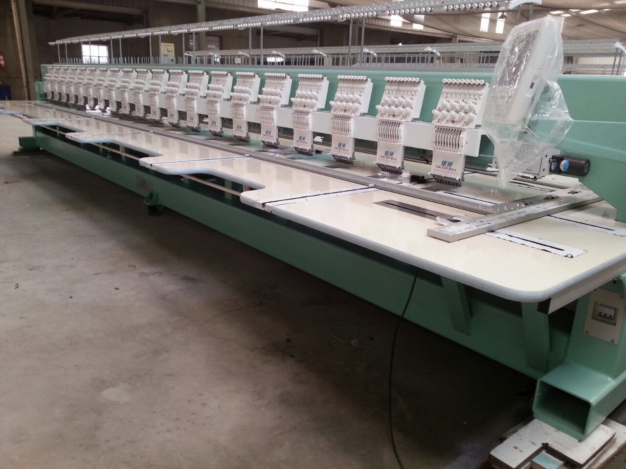 银河高速电脑绣花机 银河920高速绣花机 全自动电脑绣花机可定制-阿里巴巴