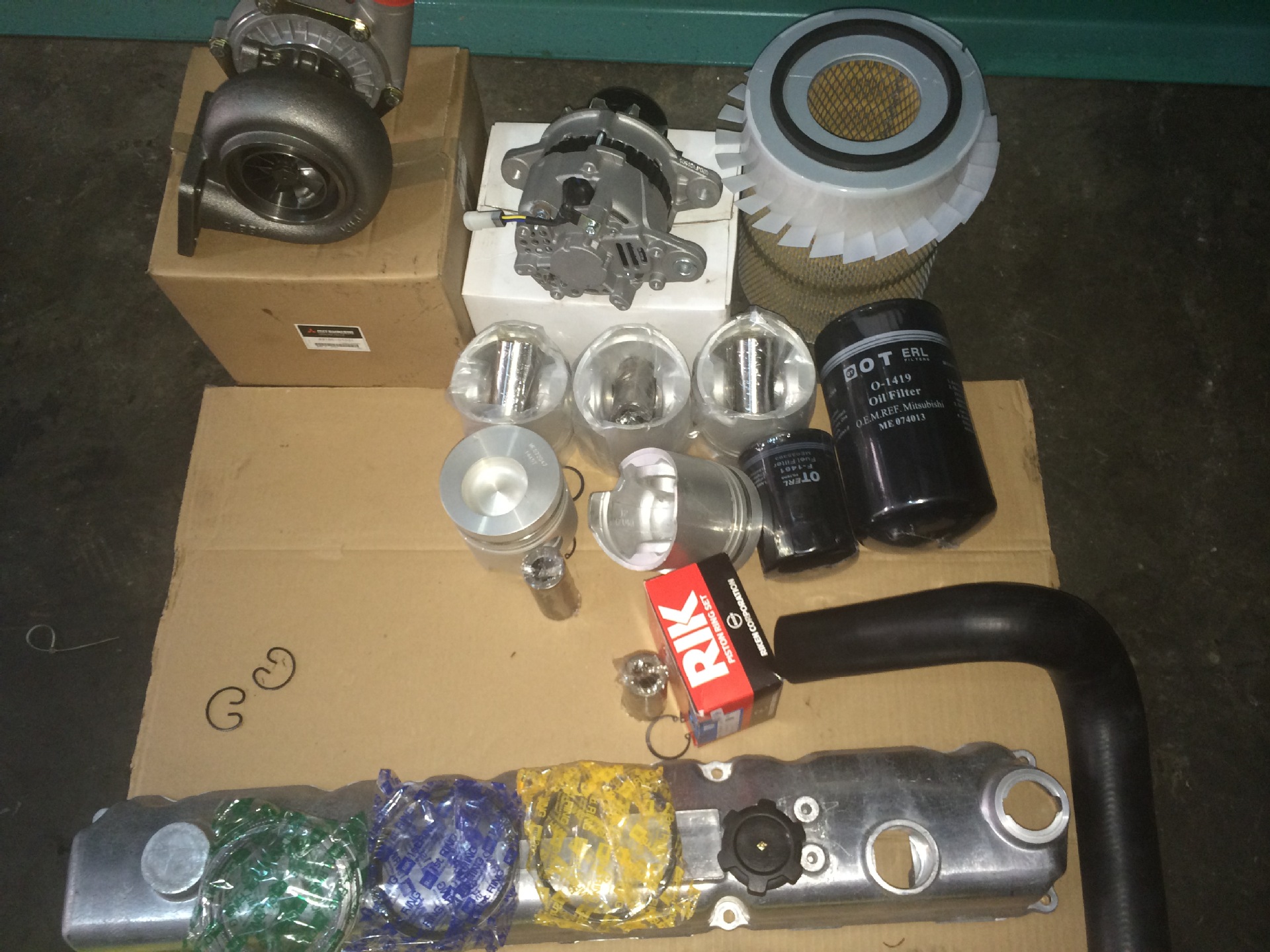 供应三菱柴油发动机滤清器ME074013柴油滤芯ME035393-阿里巴巴