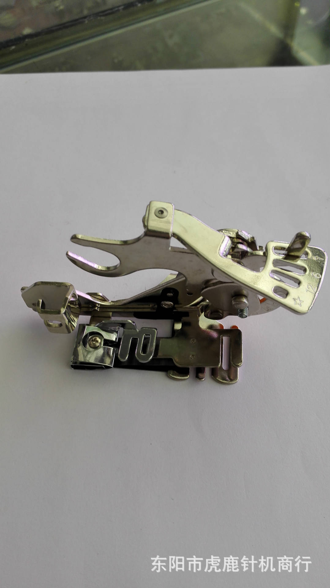 台湾产 家用多功能 缝纫机配件 打褶器 型号 55705-M 粉白盒装-阿里巴巴