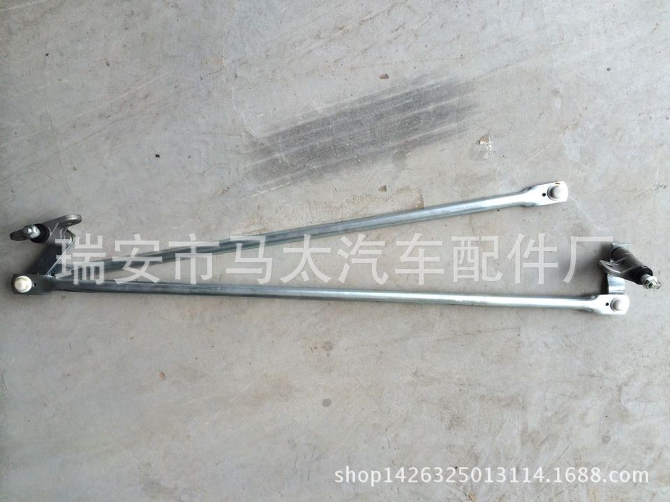 厂家供应 通用雨刮五金连动杆 1525888汽车雨刮连动杆-阿里巴巴
