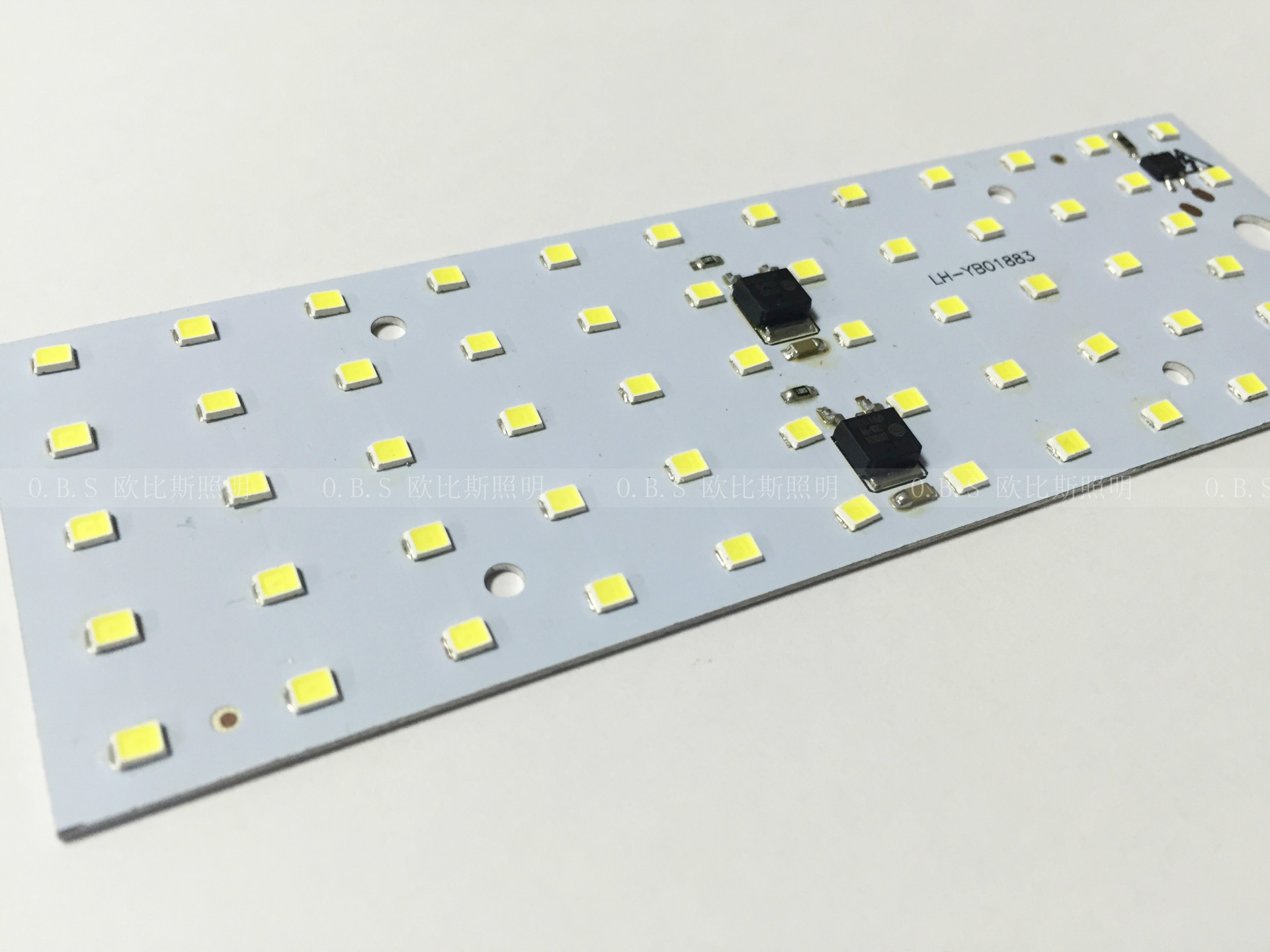 免驱动模组AC高压线性恒流高PF无驱动2835LED灯条光源贴片灯板-阿里巴巴