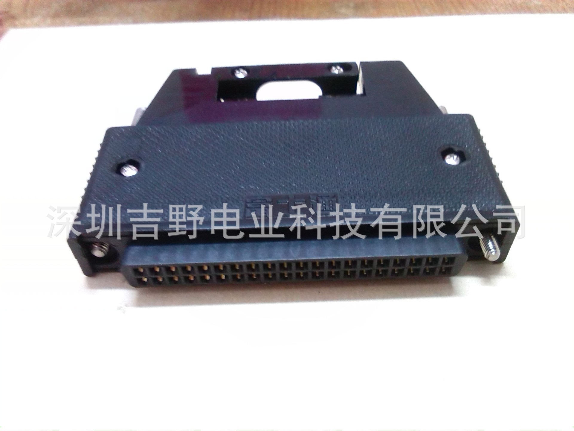 A6CON1 全新原装 PLC 40针插头 三菱PLC用-阿里巴巴