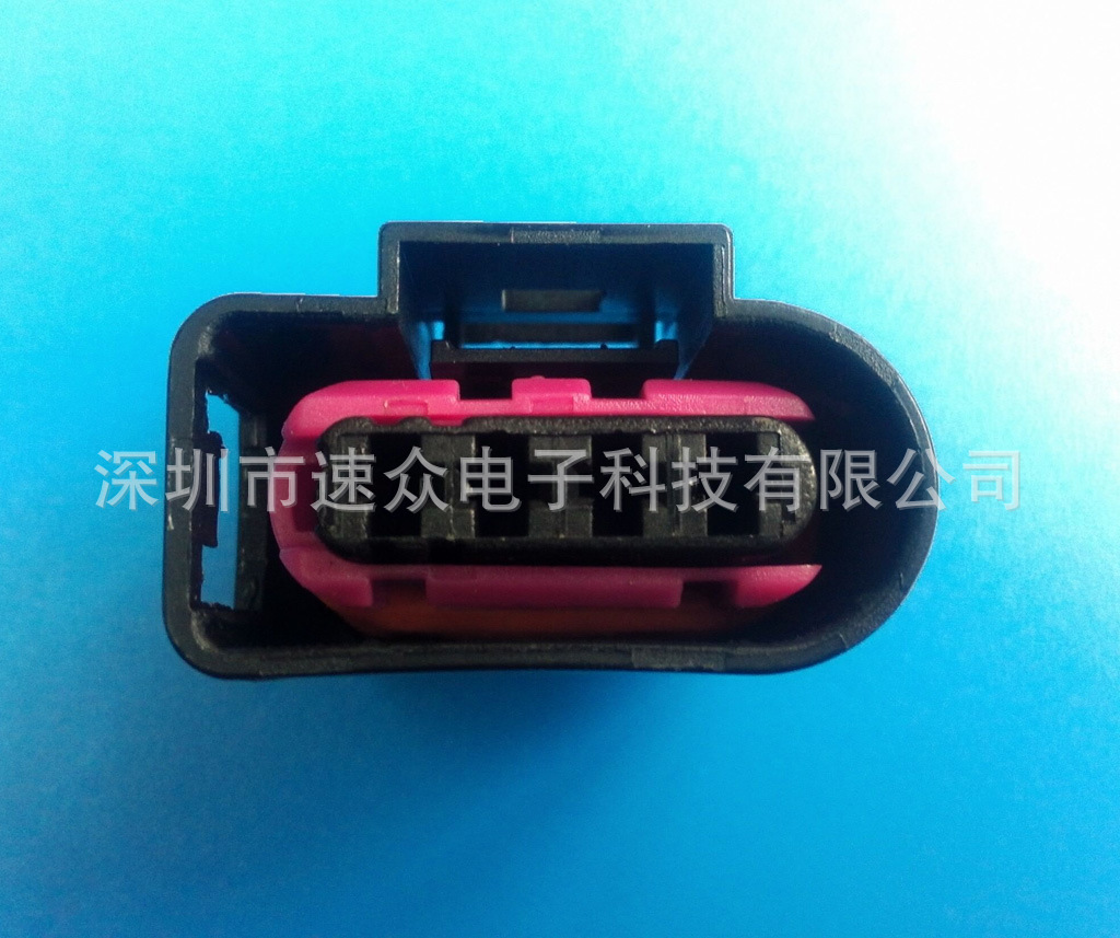 大众奥迪4d0971994/4d0 971 994/汽车连接器/护套塑壳胶壳插头d-阿里巴巴