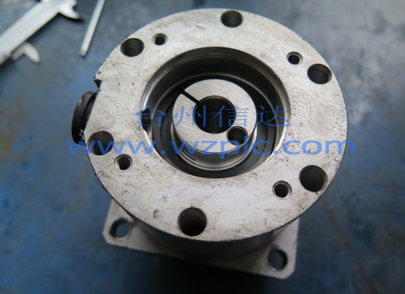 台州信达 二手 新宝减速机VRGF-11C90-400-TE1 包好 询价-阿里巴巴