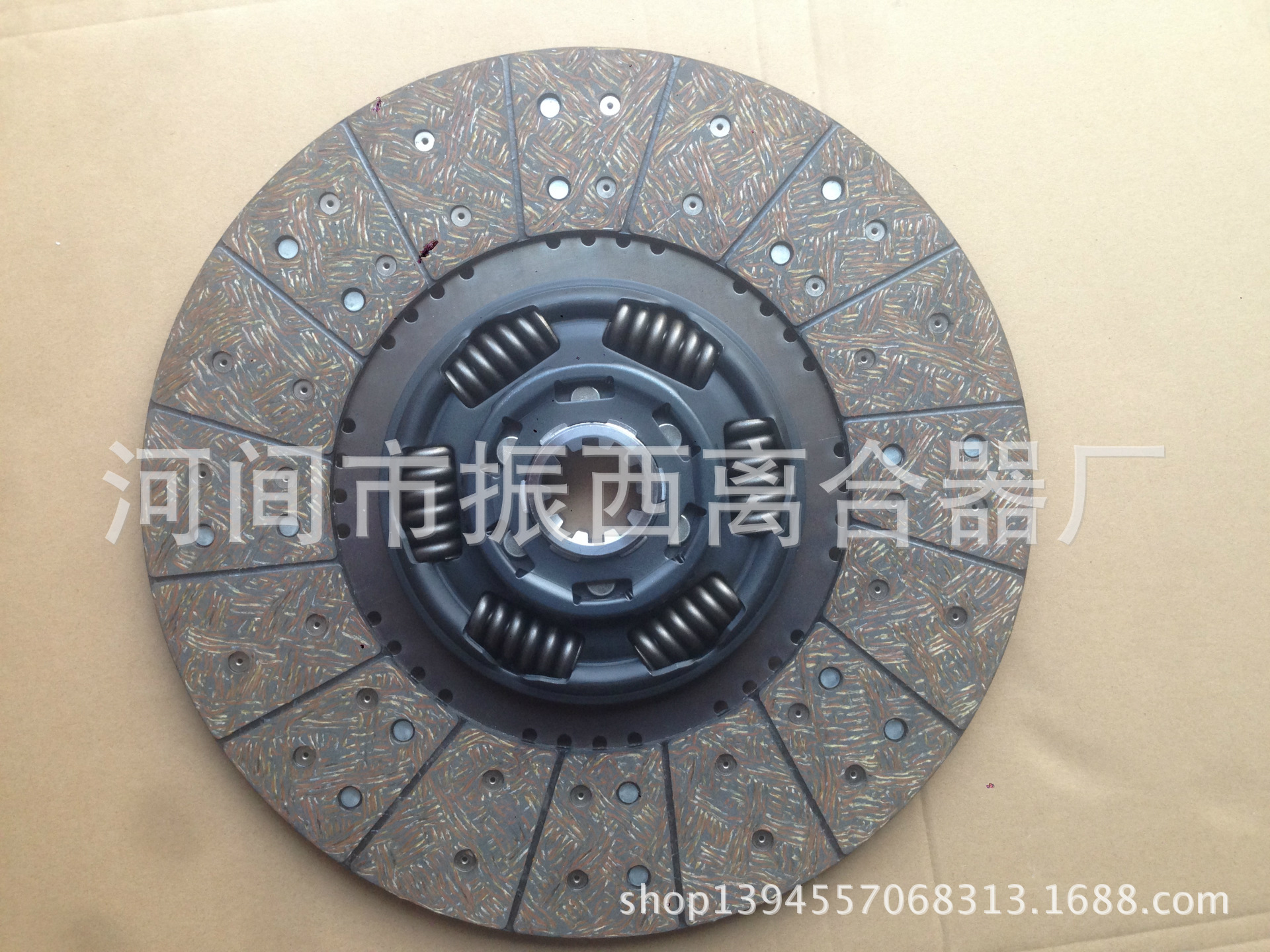 现货供应各种离合器配件曼MFZ430 3482083032离合器压盘离合器片-阿里巴巴