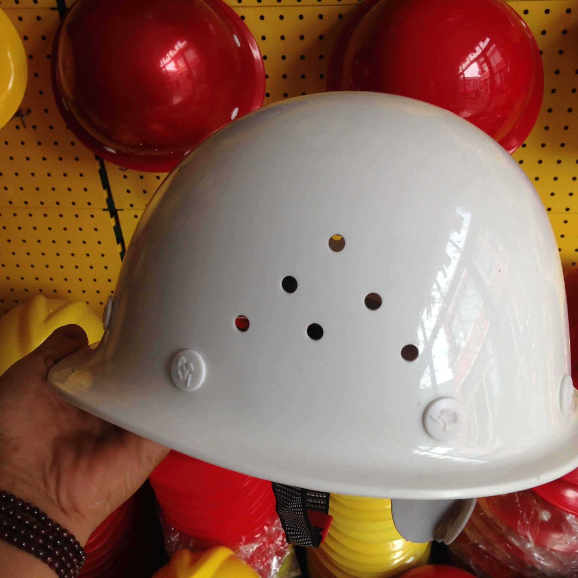 玻璃钢烤漆透气孔安全帽 建筑工地白色安全帽头盔-阿里巴巴