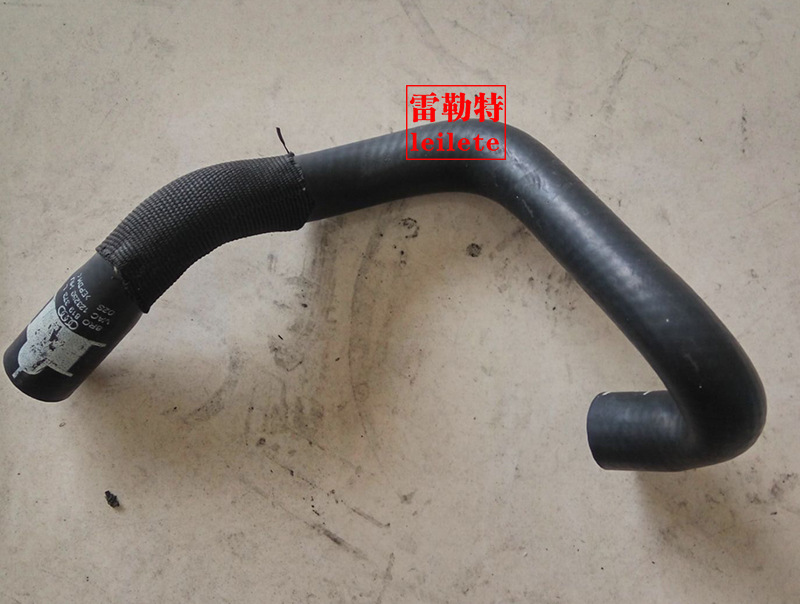 适用于奥迪C6 A6L/暖风水管/三通水管/散热水管/4F0 819 375B-阿里巴巴