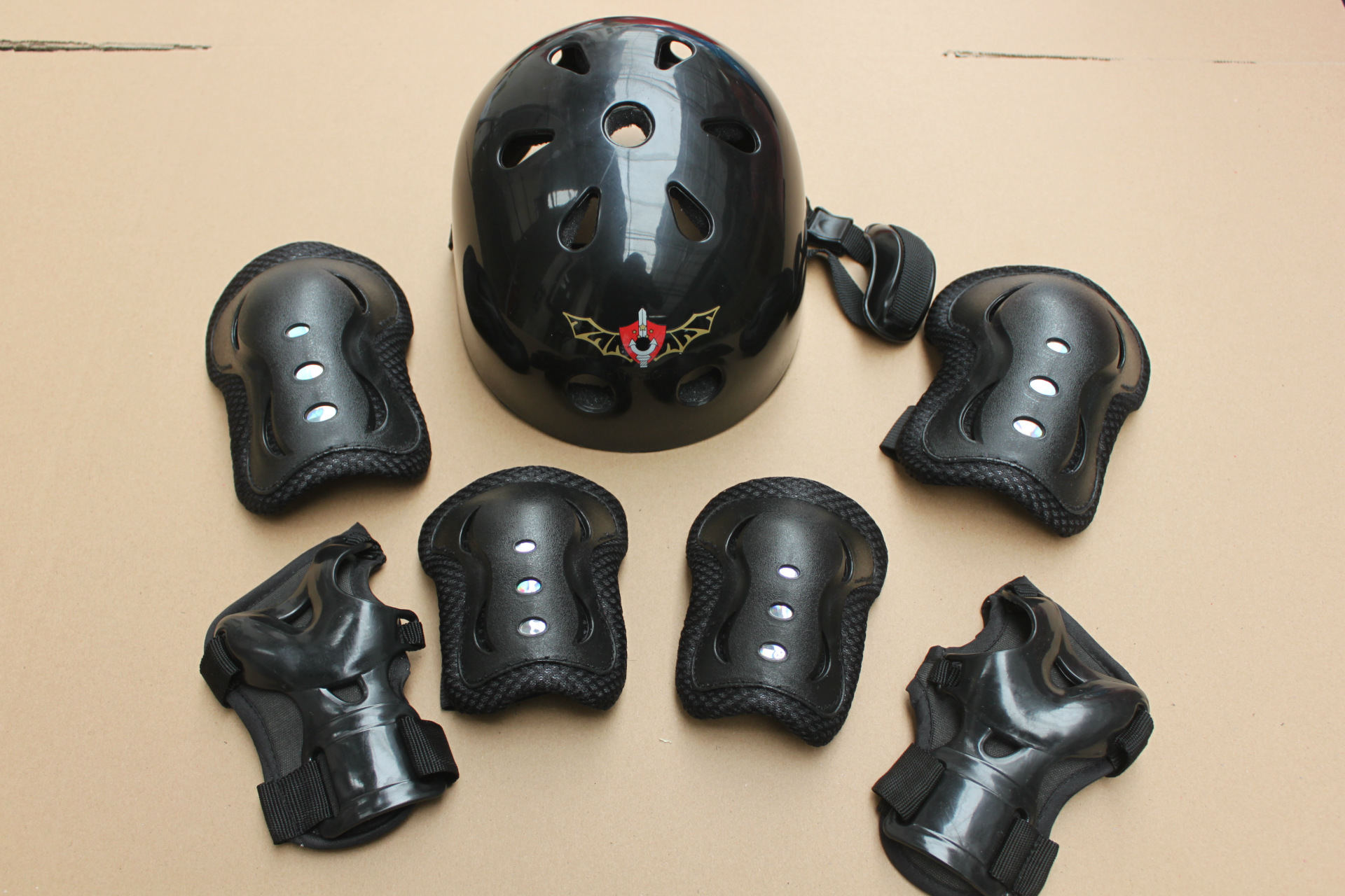 运动组合护具自行车护具儿童轮滑护具溜冰护具平衡车滑步车护具-阿里巴巴