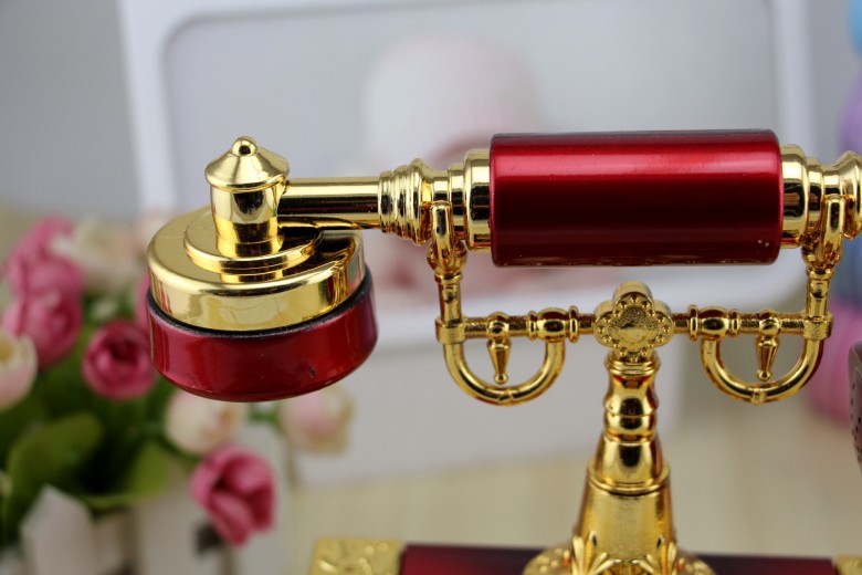 PF068古典转号电话机音乐盒 红色经款创意八音盒情侣礼物-阿里巴巴