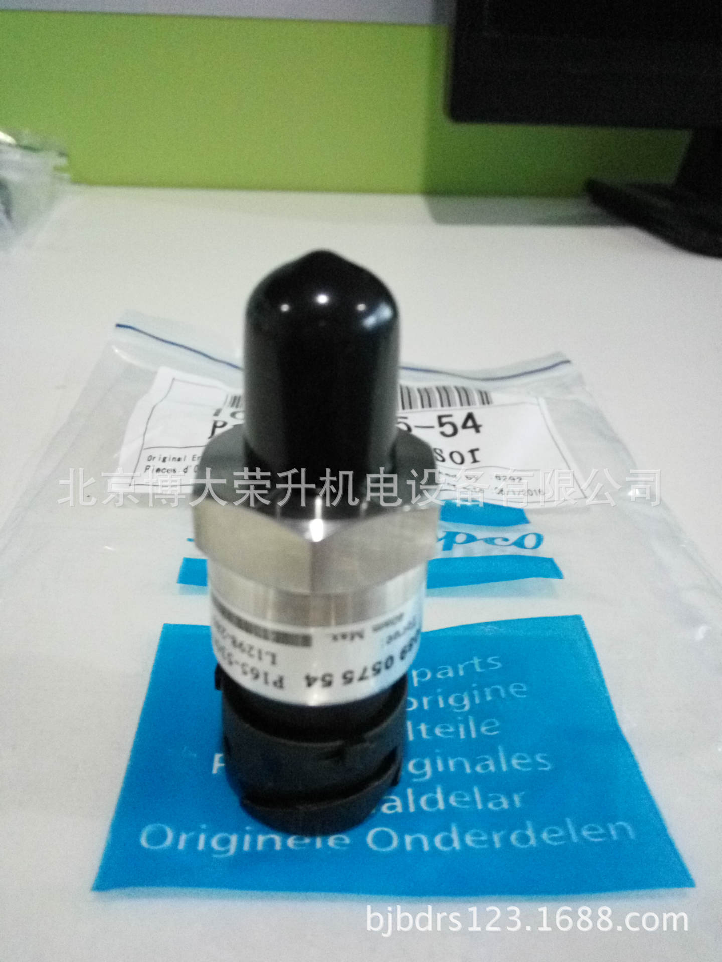 阿特拉斯压力传感器1089962512 原厂ZT55无油空压机保养配件-阿里巴巴