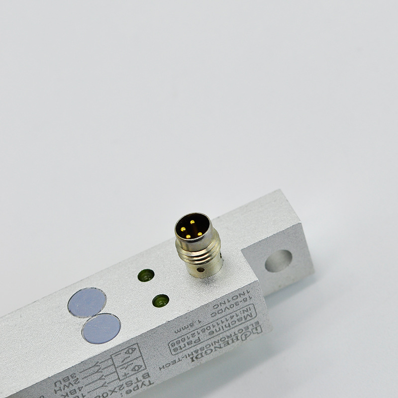 双检测头接近开关 BTS2X08F-P1.5AB-S84 代多尼尔，订货号392642-阿里巴巴
