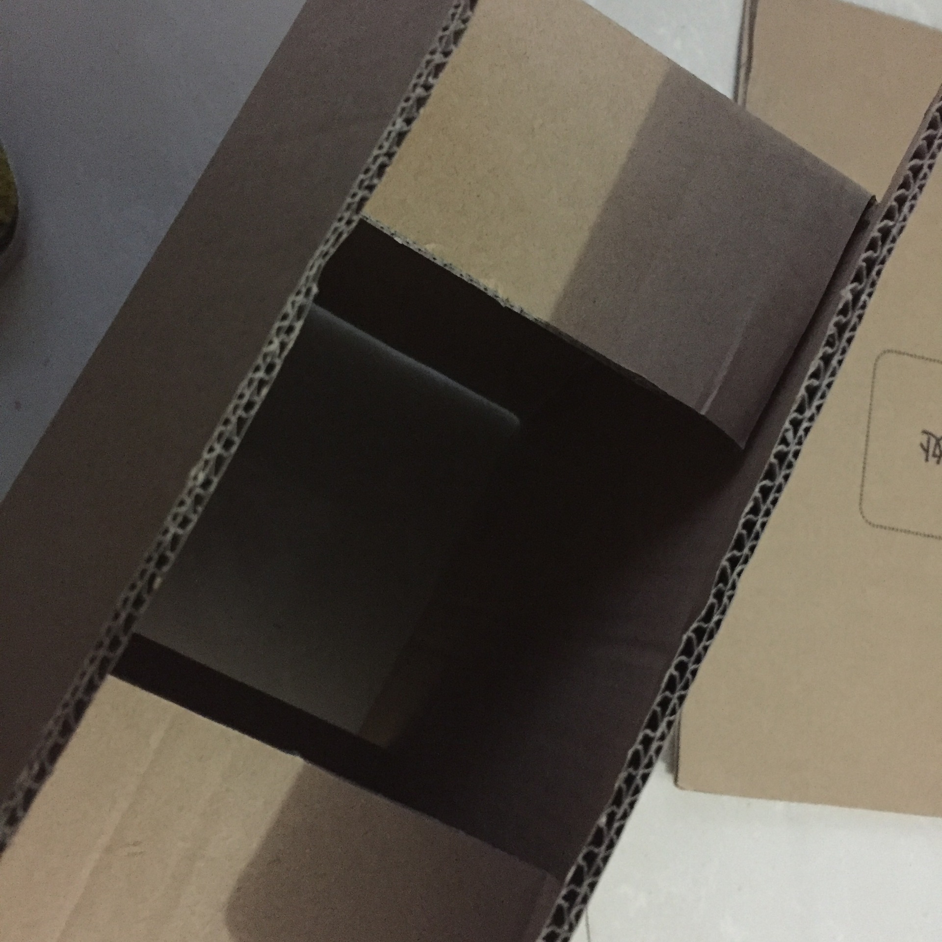 浙江牛皮纸箱厂家生产 30*20cm五层牛皮纸箱物流包装快递纸箱-阿里巴巴