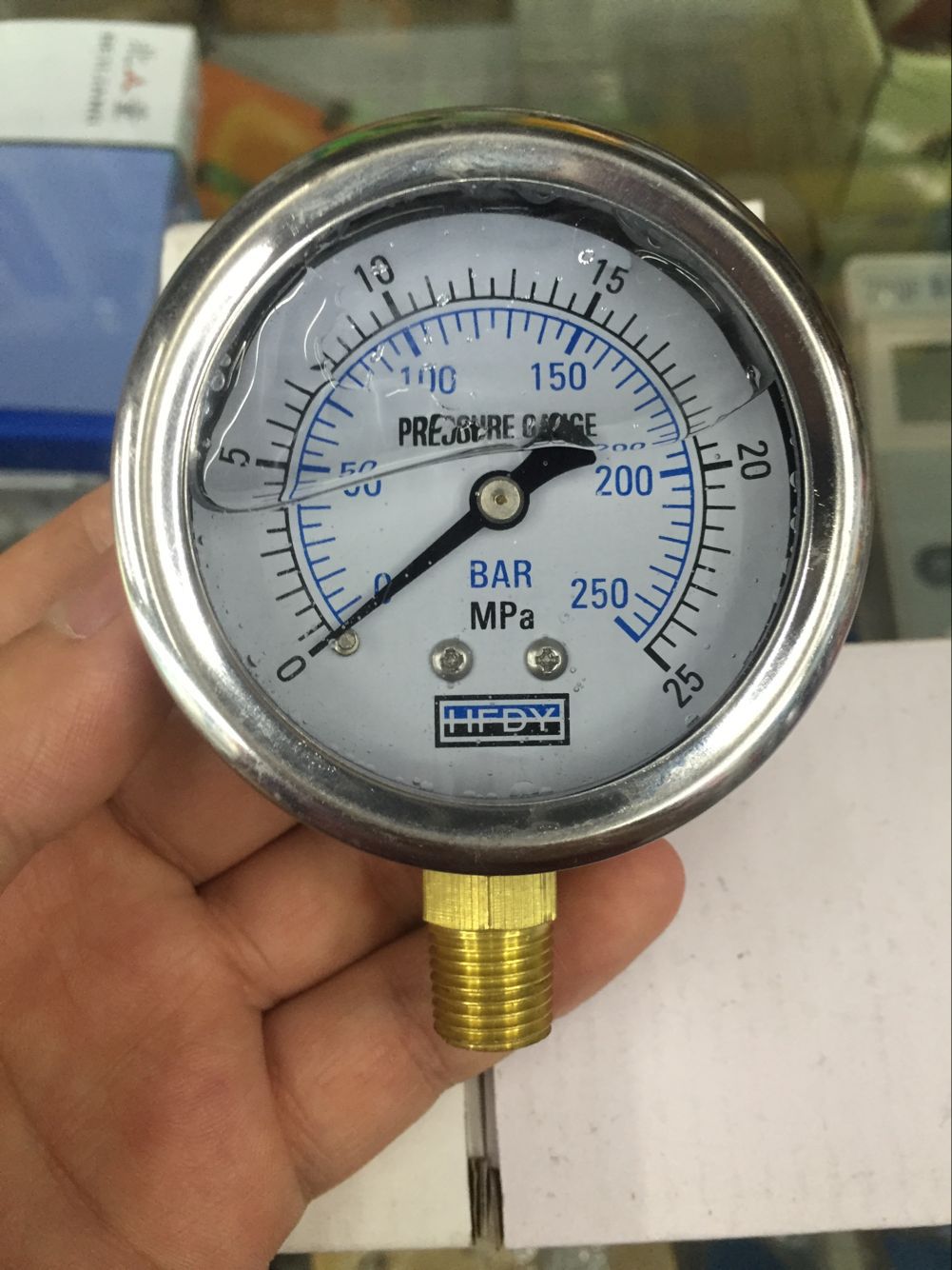 HFDY耐震压力表YN60 250BAR 25MPA 表盘60MM 1/4英制牙-阿里巴巴