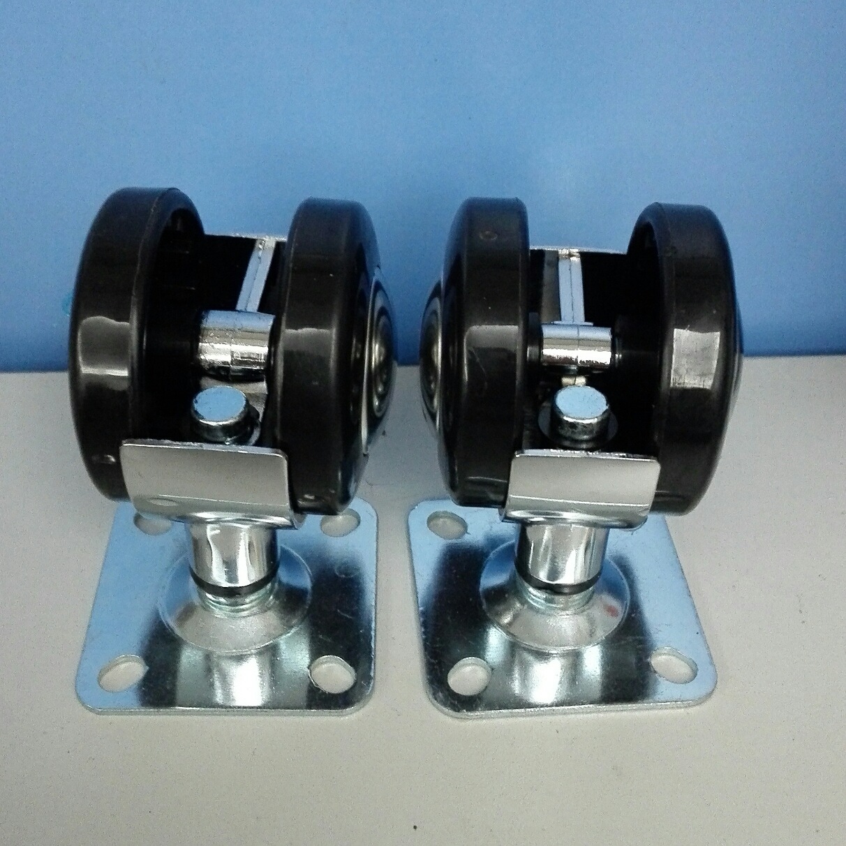 联发泰 2寸尼龙架合金脚轮家具塑料电器脚轮沙发轮办公椅脚轮-阿里巴巴