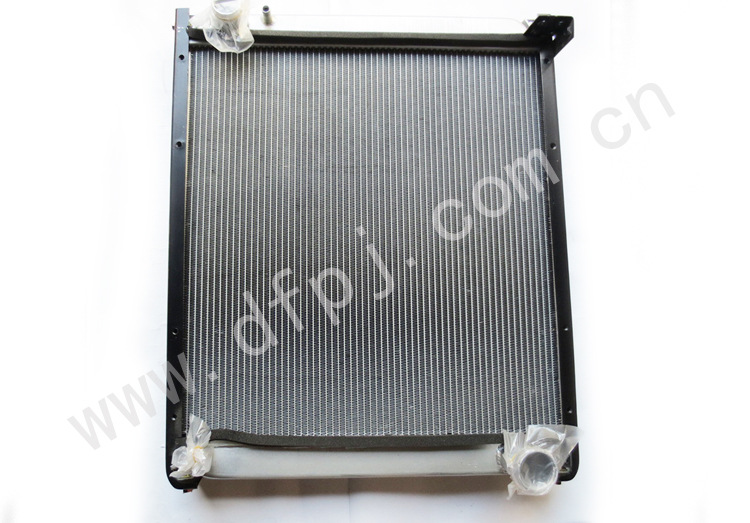 东风商用天锦汽车配件 发动机散热器总成水箱1301010-KC400-阿里巴巴