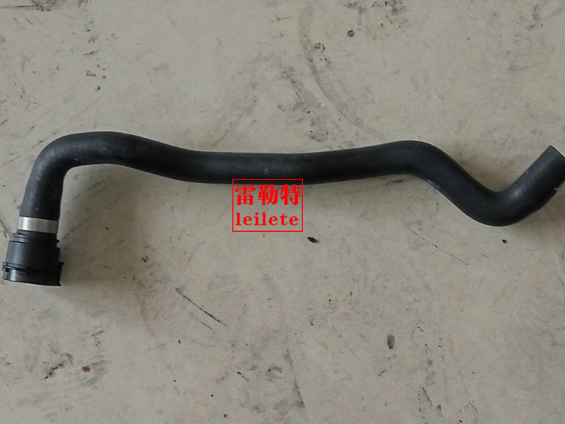 适用于奥迪C6 A6L/暖风水管/三通水管/散热水管/4F0 819 375B-阿里巴巴
