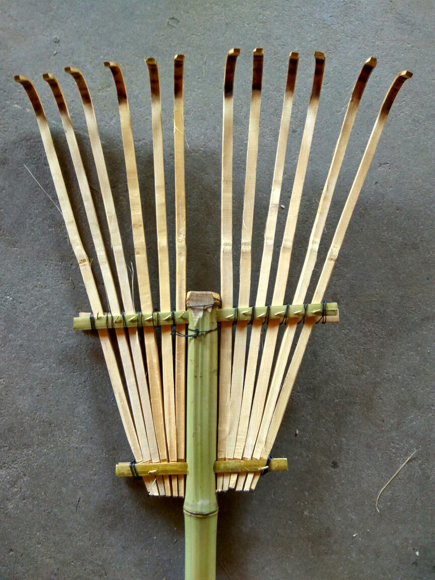 沙耙纯手工竹制品竹扒12本爪荒熊手Bamboo bear hand厂家直销竹耙-阿里巴巴