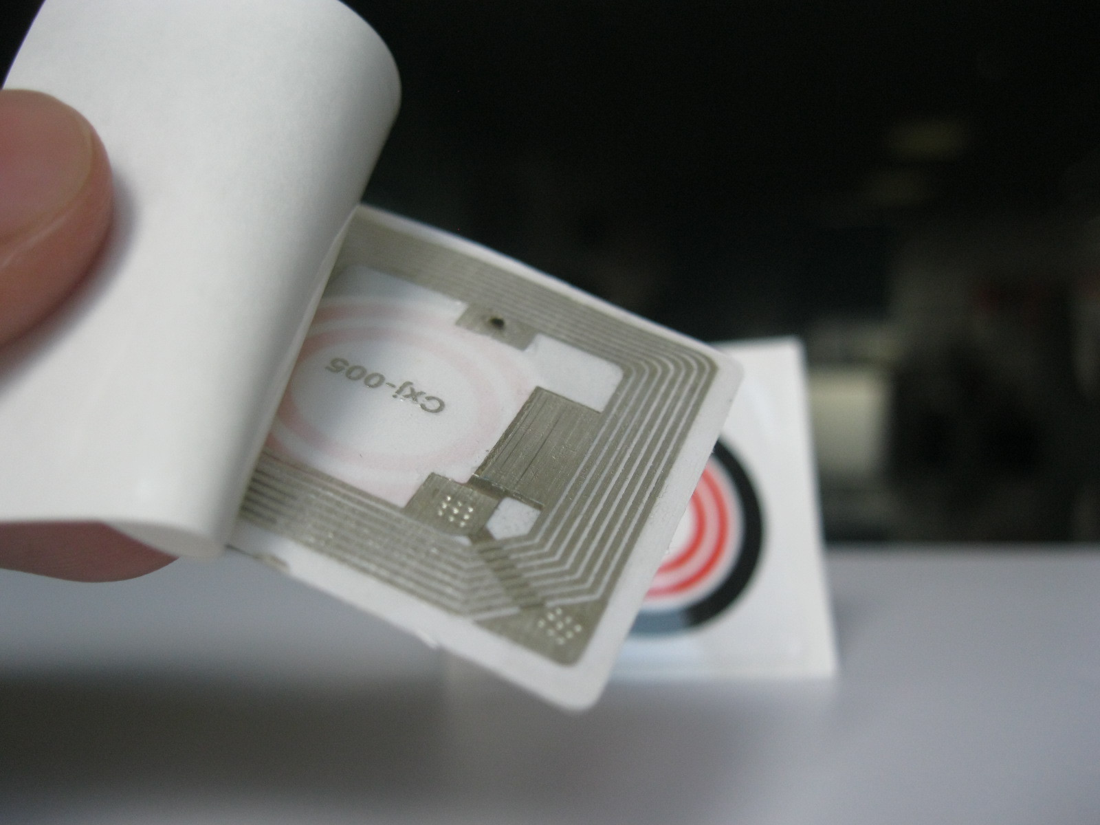 NFC感应标签厂家，NFC感应电子标签销售，NFC感应式标签工厂-阿里巴巴