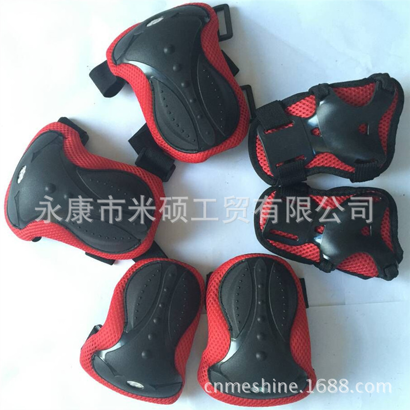 成人轮滑护具 专业滑板溜冰护膝护手肘 青少年骑自行车平衡车护具-阿里巴巴