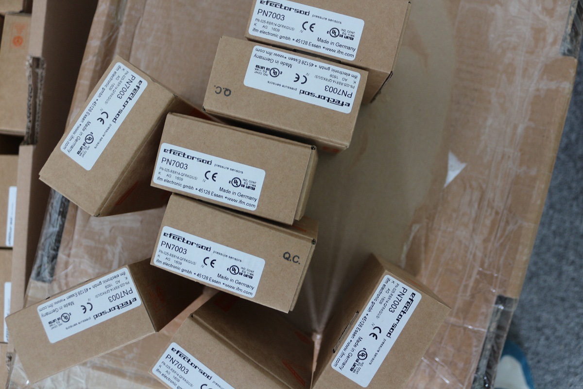 SM6000大量现货，德国IFM原装正品，易福门流量计SM6000，SM 6000-阿里巴巴