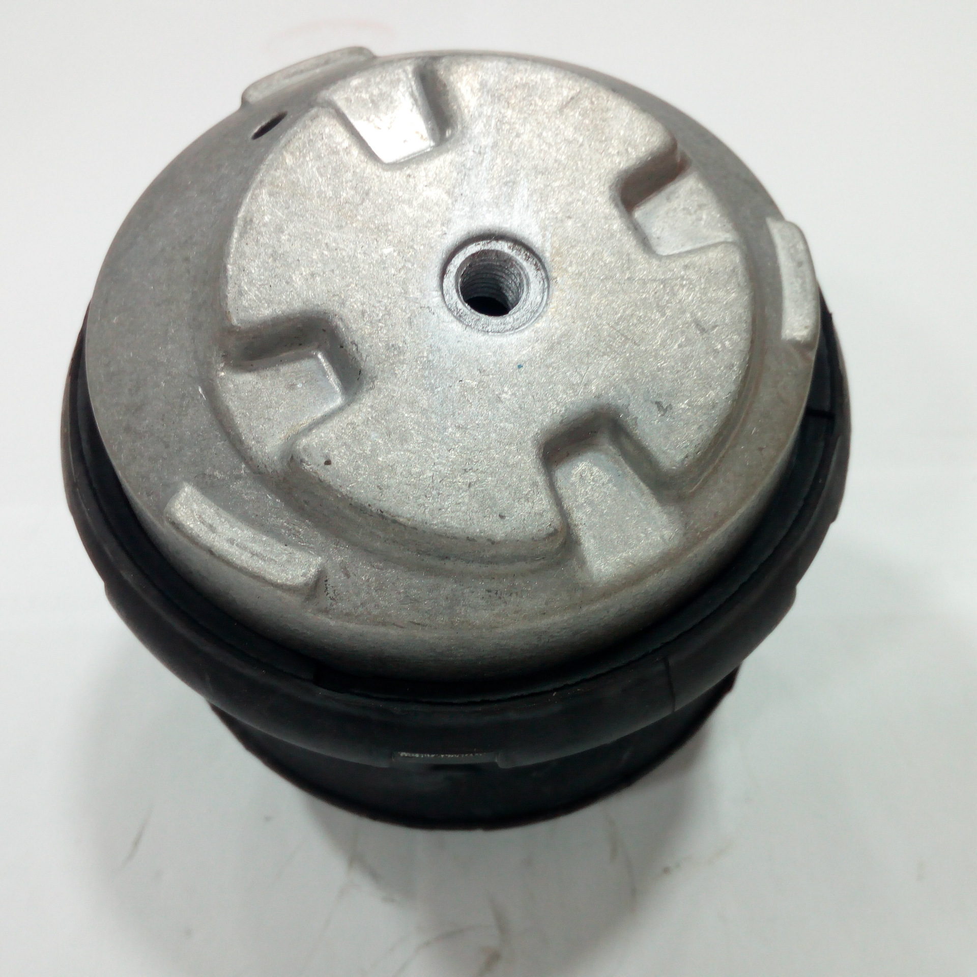 适用奔驰发动机支架|发动机顶胶 奔驰W210W202R170C208W21-阿里巴巴